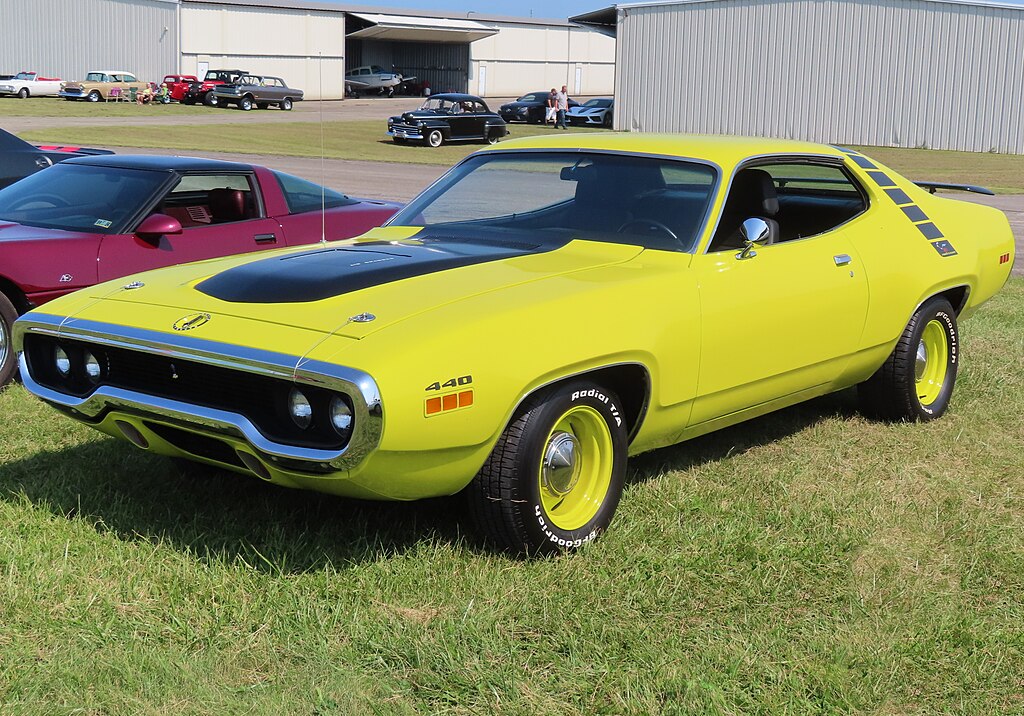 The Second Generation Plymouth Road Runner (1971-1974): Muscle Car ...